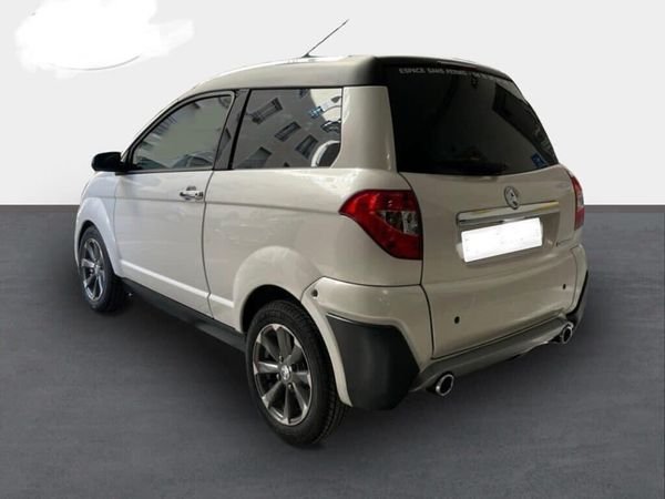 AIXAM CROSSOVER PREMIUM 4 places - voiture sans permis occasion 4 places